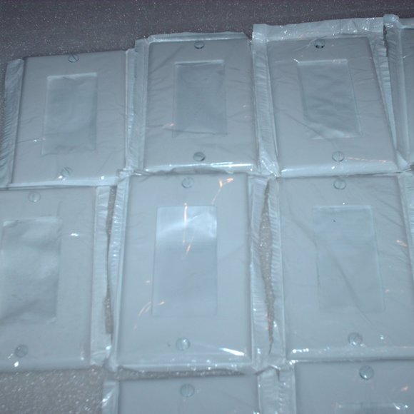 Accents | Lot Of 14 Plastic Light Switch Face Plate Covers | Poshmark
